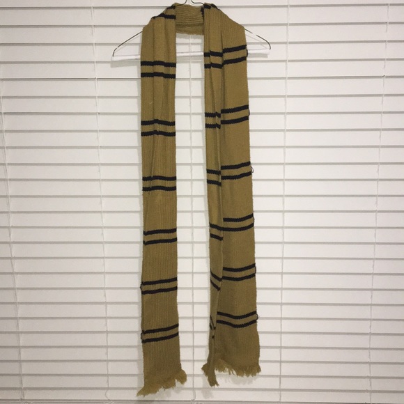 Accessories | Universal Studios Harry Potter Hufflepuff Scarf | Poshmark